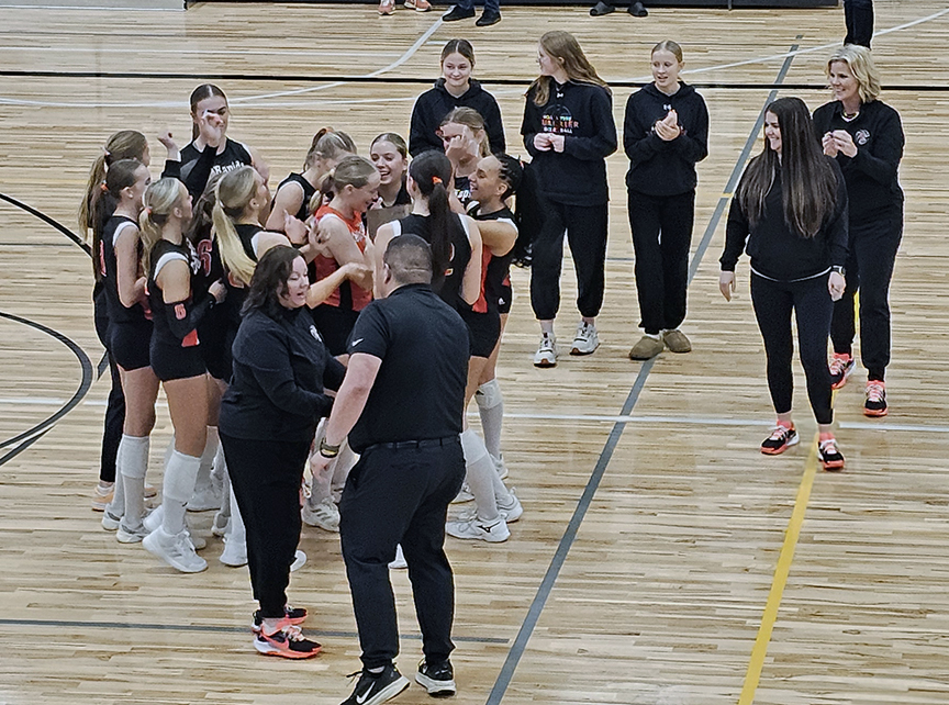 Quarrier Volleyball Ready to Defend Title at State Tournament - Dell Rapids Quarriers